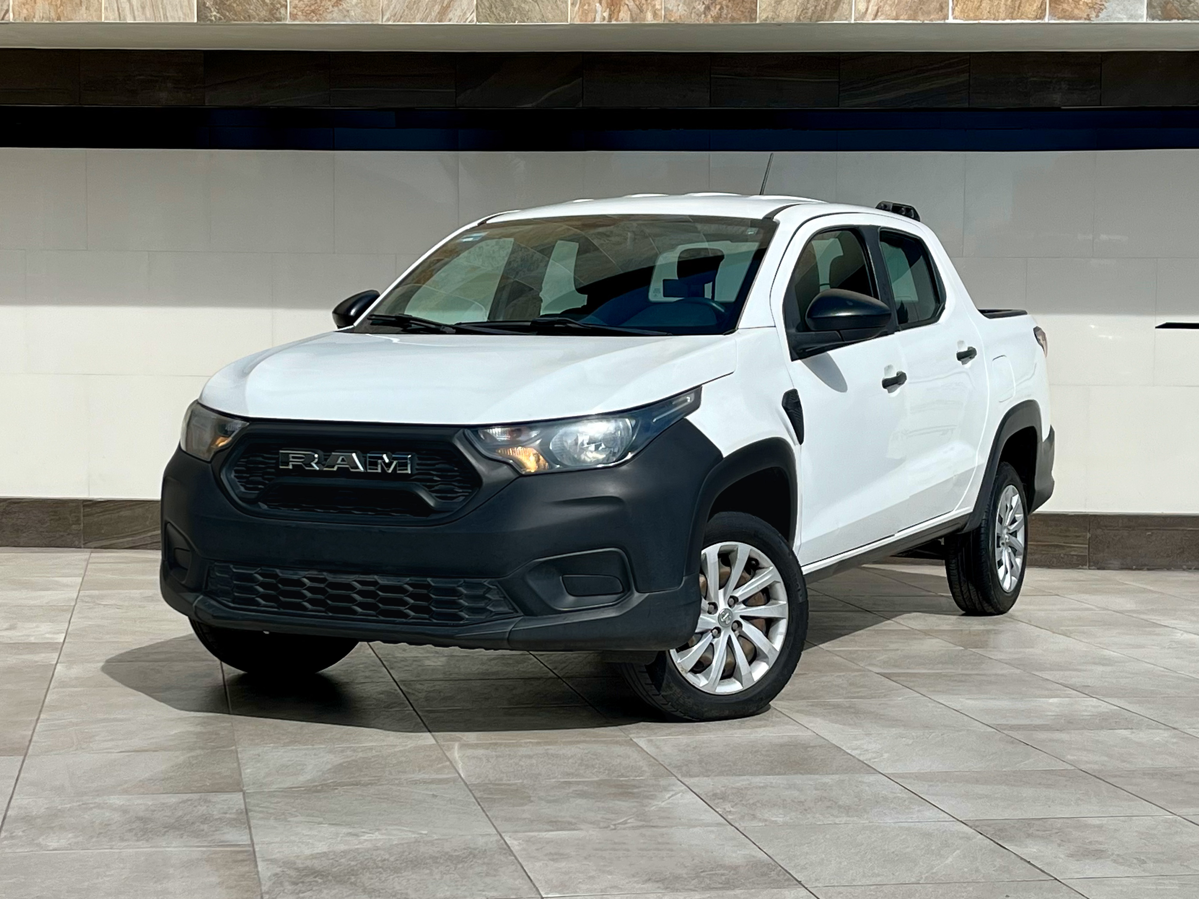 Venta de Autos y Tractocamiones Seminuevos en México | Panamotors